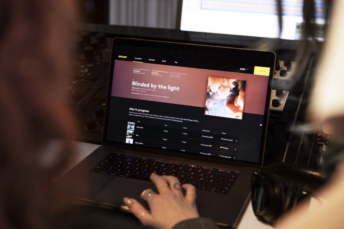 DIGITAL MUSIC DISTRIBUTION - How to get your tracks online and get spotted?