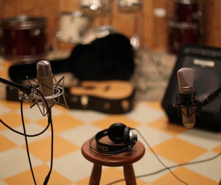 Record label music submissions: a complete guide
